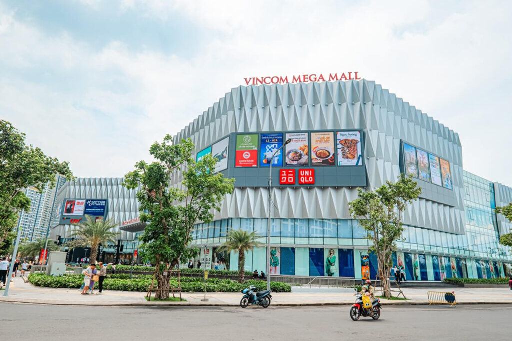 Exploring Vincom Mega Mall Grand Park in detail from A-Z